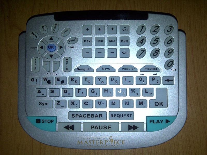 Remote Karaoke - REMOTE KARAOKE QWERTY TIPE 112